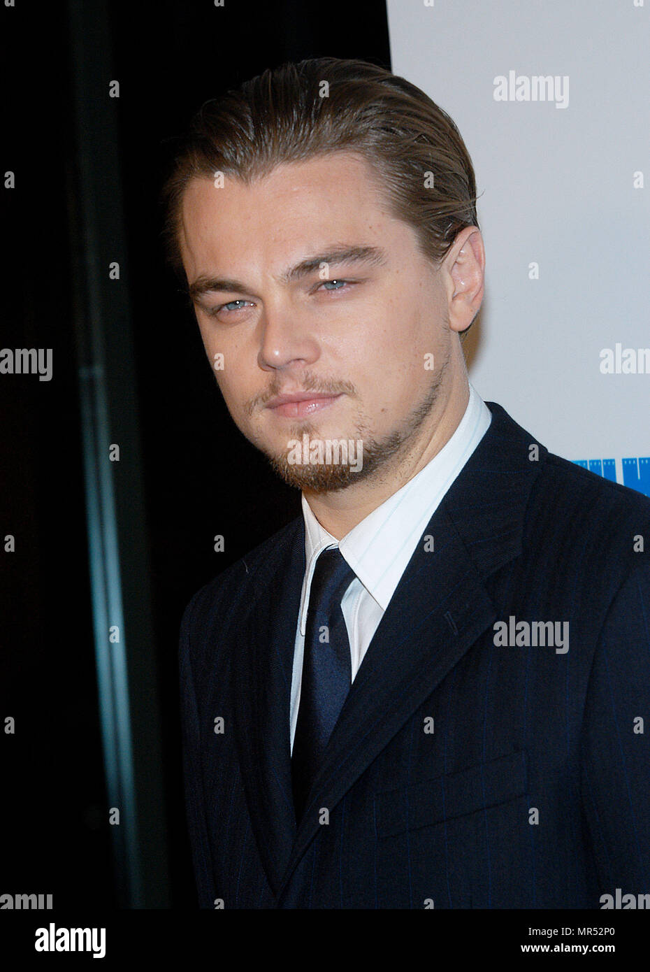 Leonardo DiCaprio arriving at the L.A. Screening of: Gangs Of New York ...