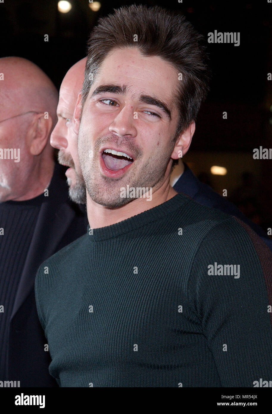 Colin Farrell arriving at the premiere of Hart's War at the Mann ...