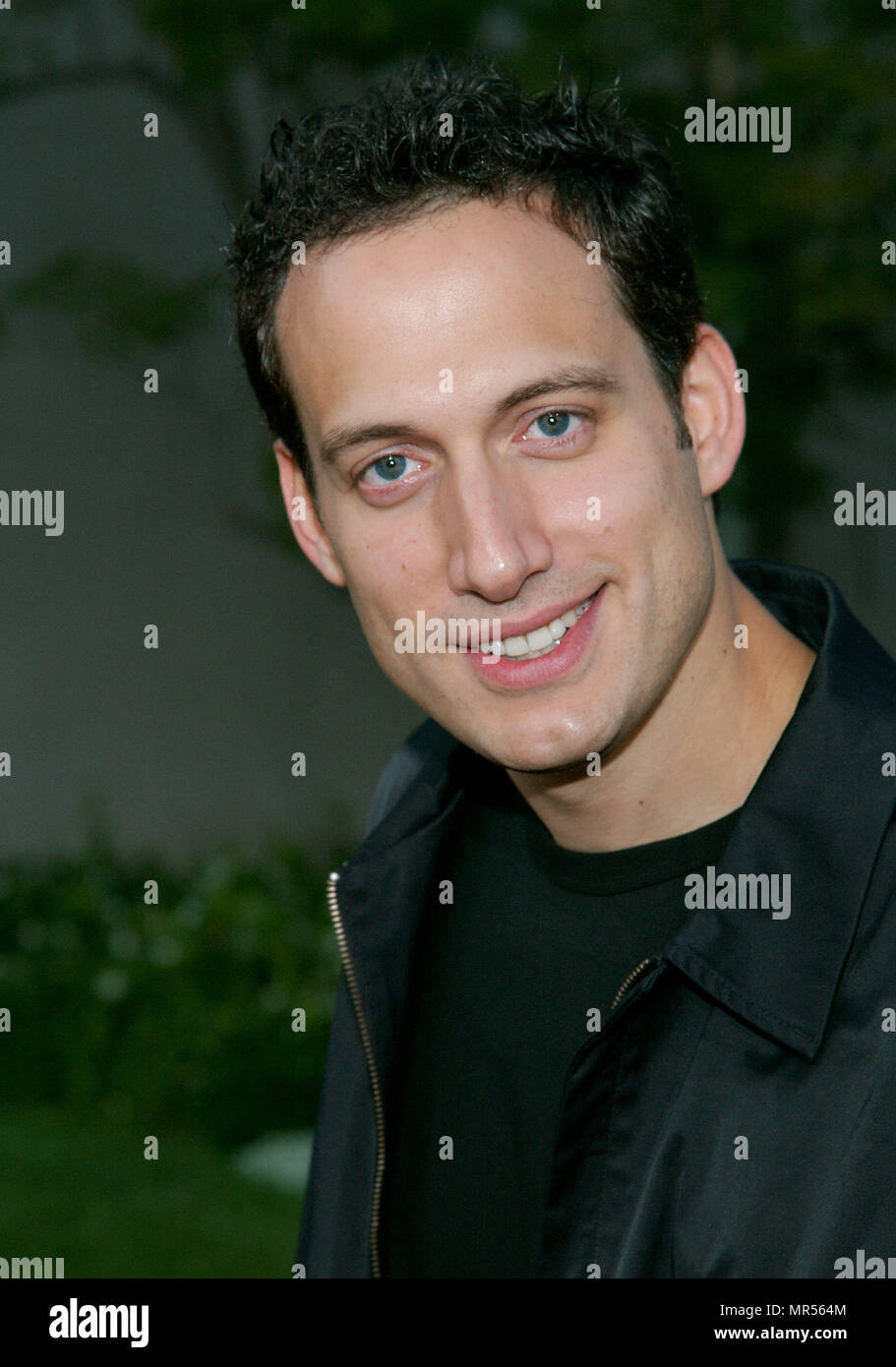 Elon Gold (In-Laws) arriving at the All-Star Party for the new season ...