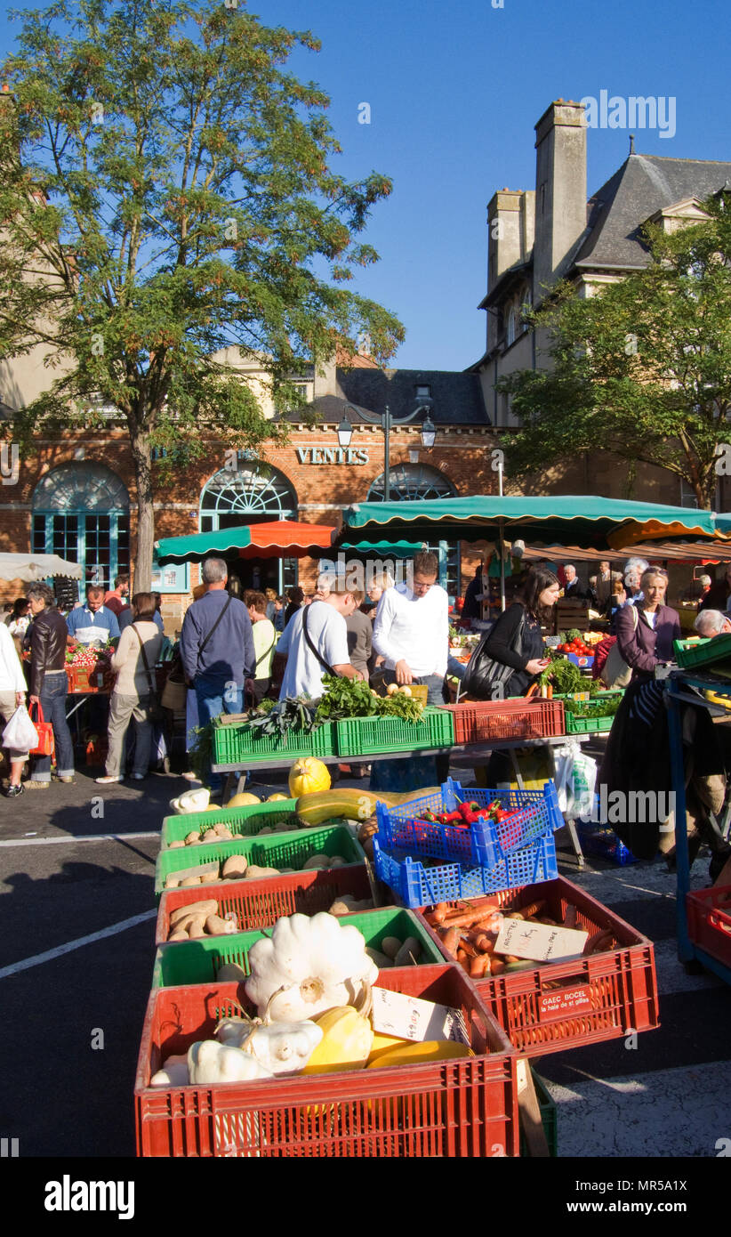 Rennes, FRANCE, "Fresh Produce, Potatoes, Onion Garlic, Celery and ...