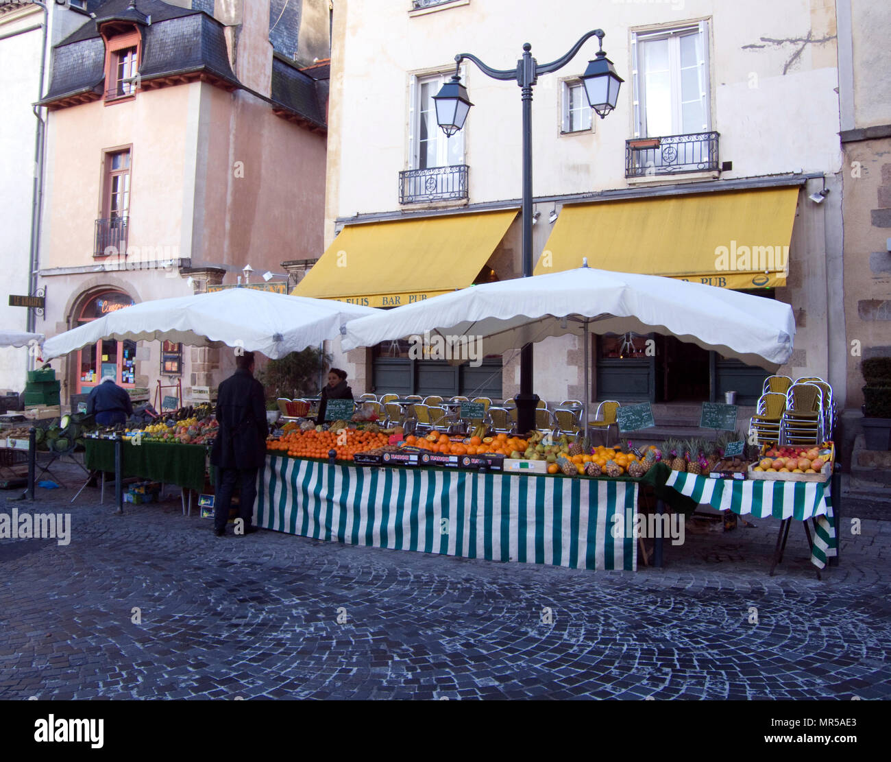 Rennes, FRANCE, " General View, GV, Fresh Fruit on display", at the ...