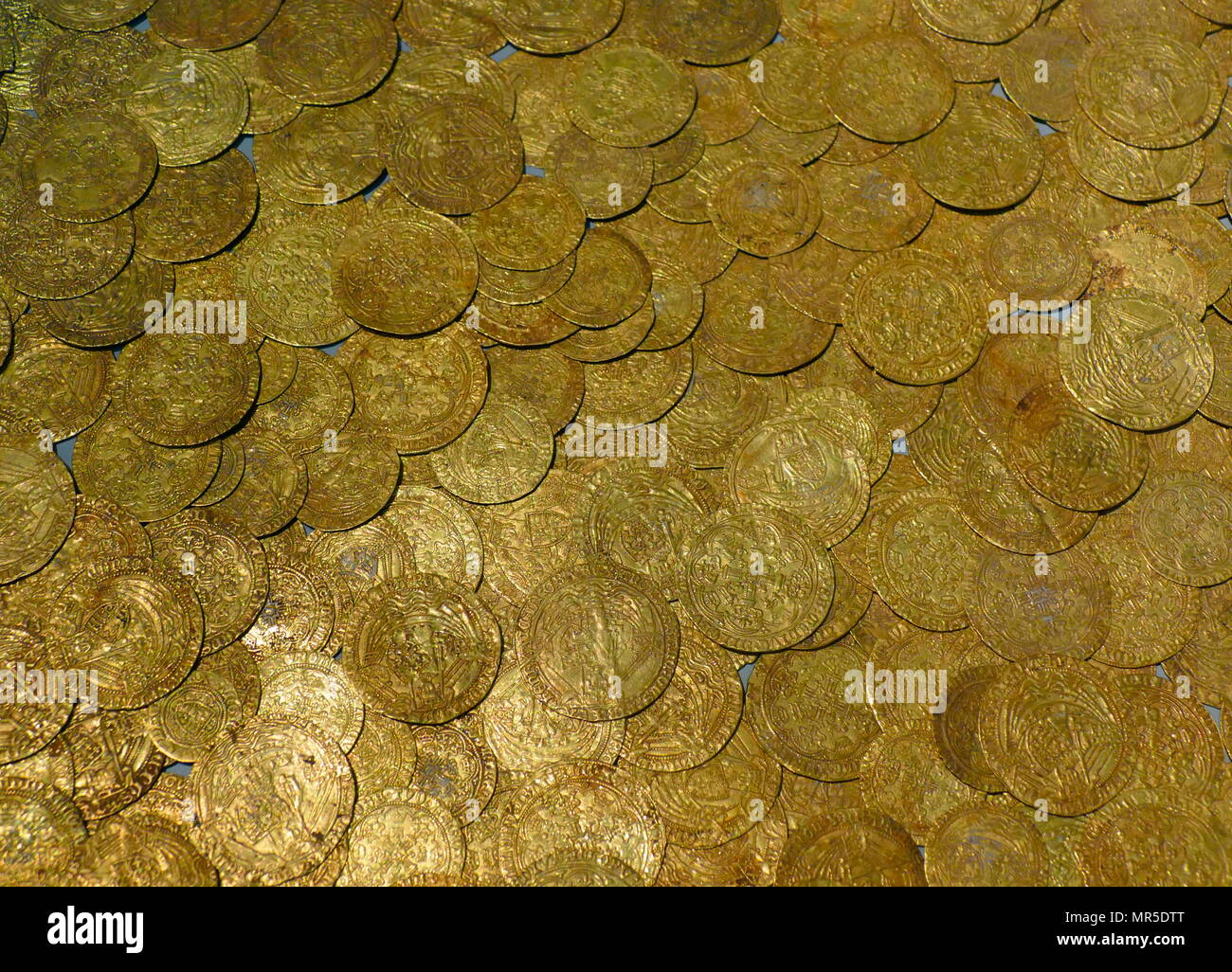 Gold treasure 15th century hi-res stock photography and images - Alamy