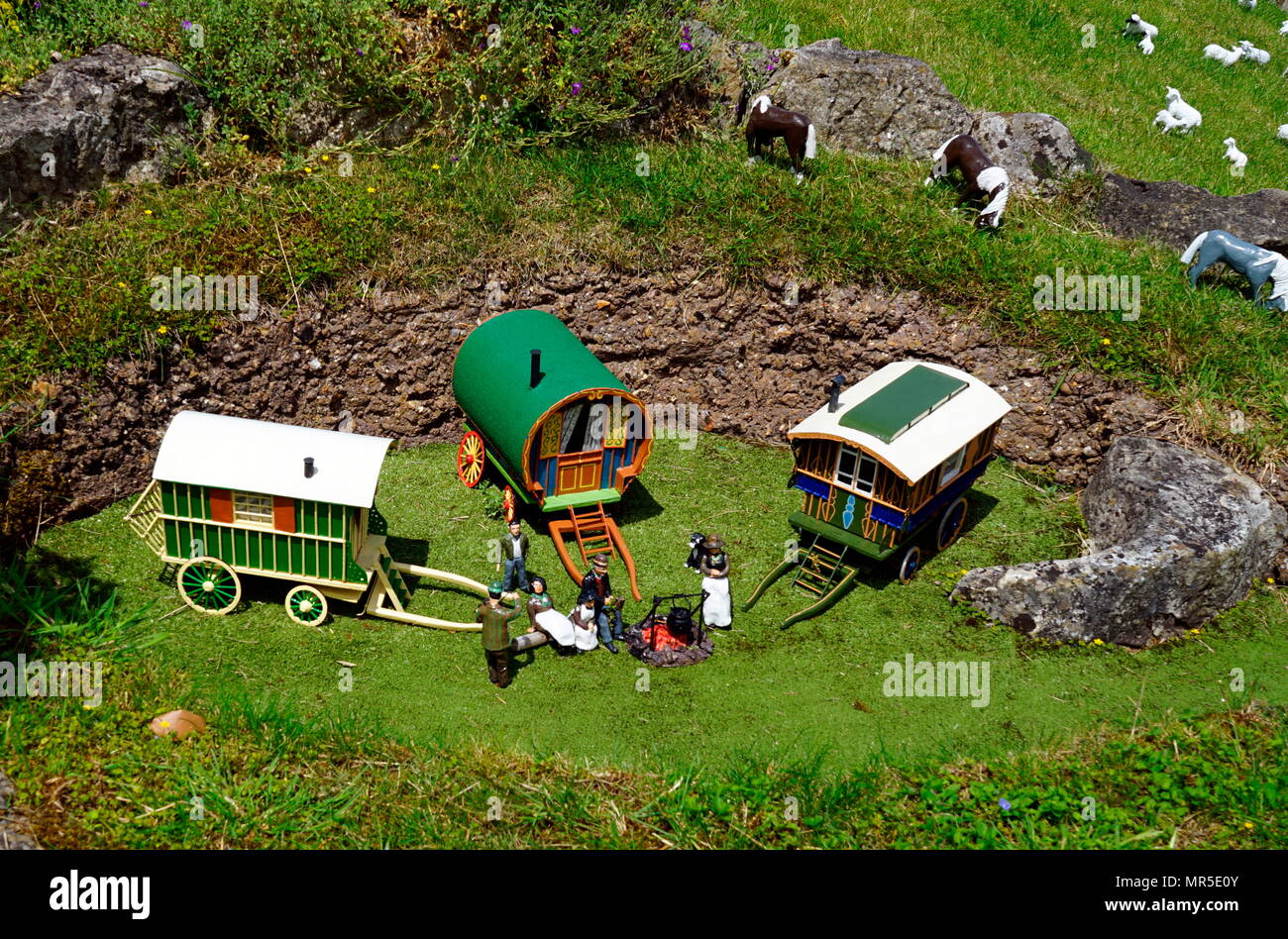 Gypsy caravans hi-res stock photography and images - Alamy
