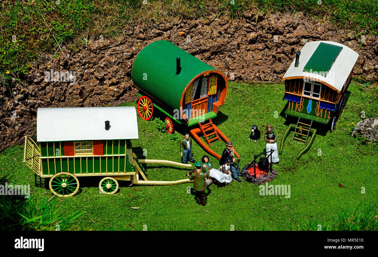 Gypsy caravans hi-res stock photography and images - Alamy