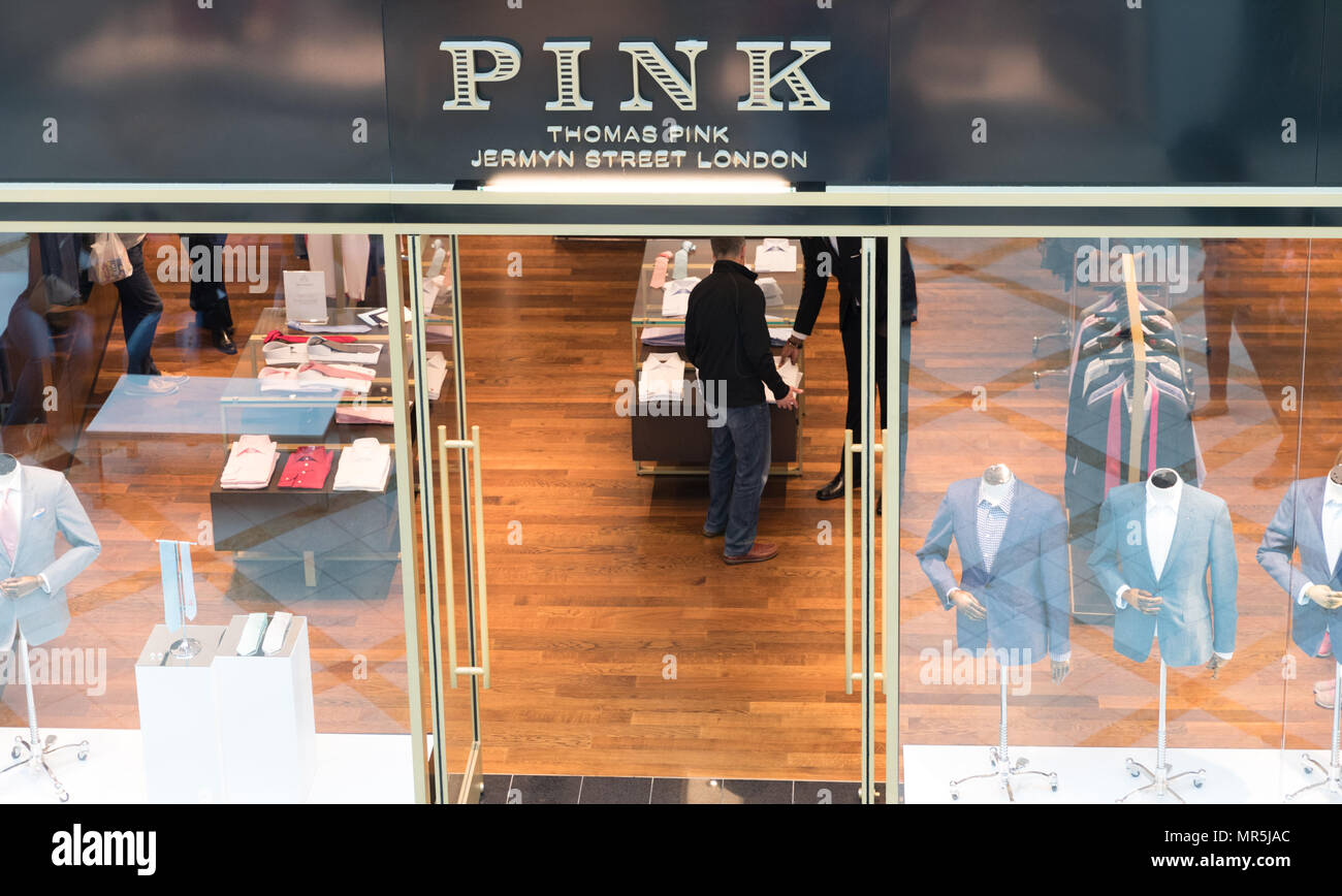 Victorias secret pink hi-res stock photography and images - Alamy