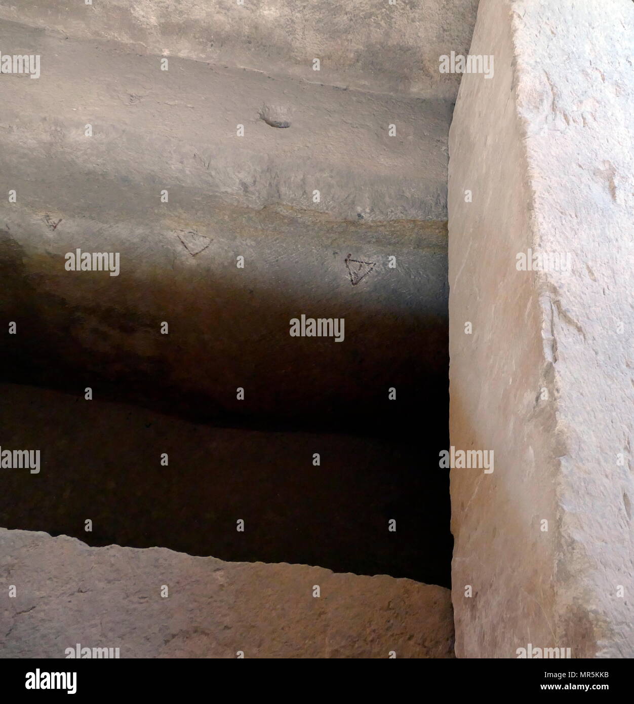 Solar Boat pit, Giza Pyramids Plateau, Egypt, built to hold the Khufu ...
