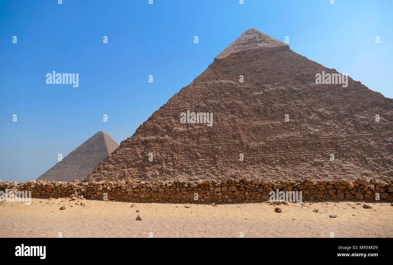 Tomb of the fourth dynasty pharaoh khafre hi-res stock photography and ...