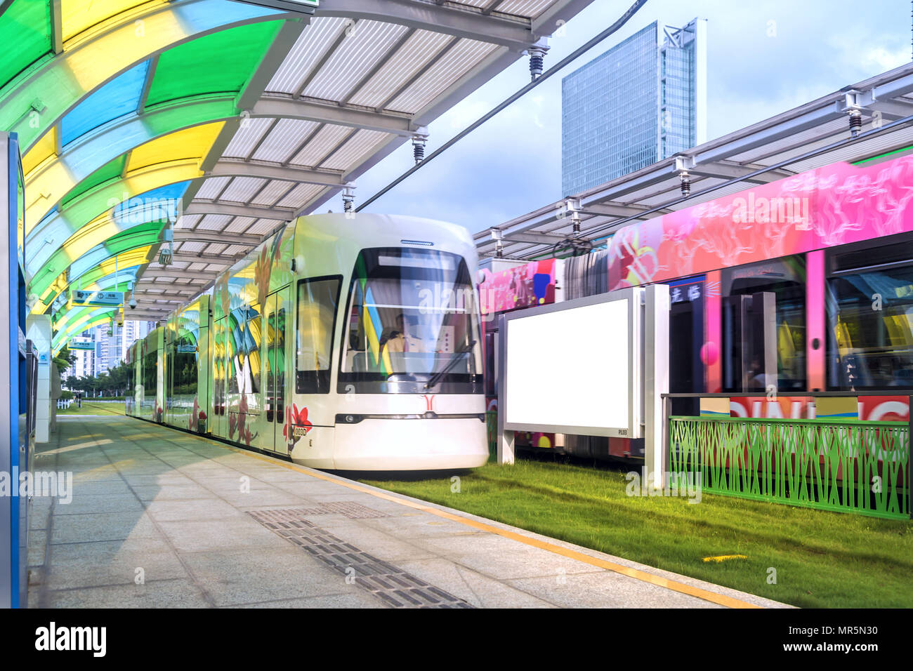 Guangzhou tours hi-res stock photography and images - Alamy