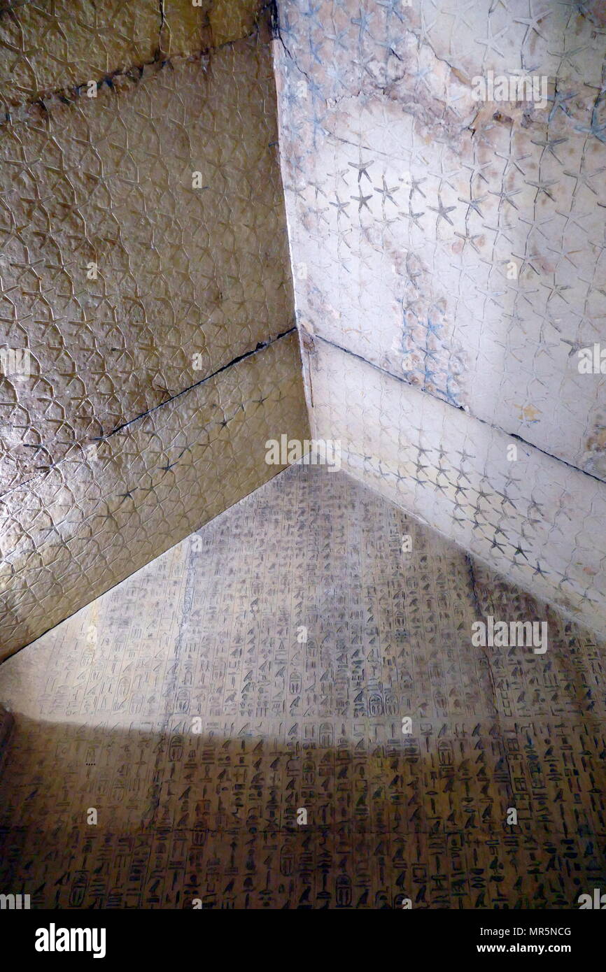 Unas pyramid hieroglyphs hi-res stock photography and images - Alamy