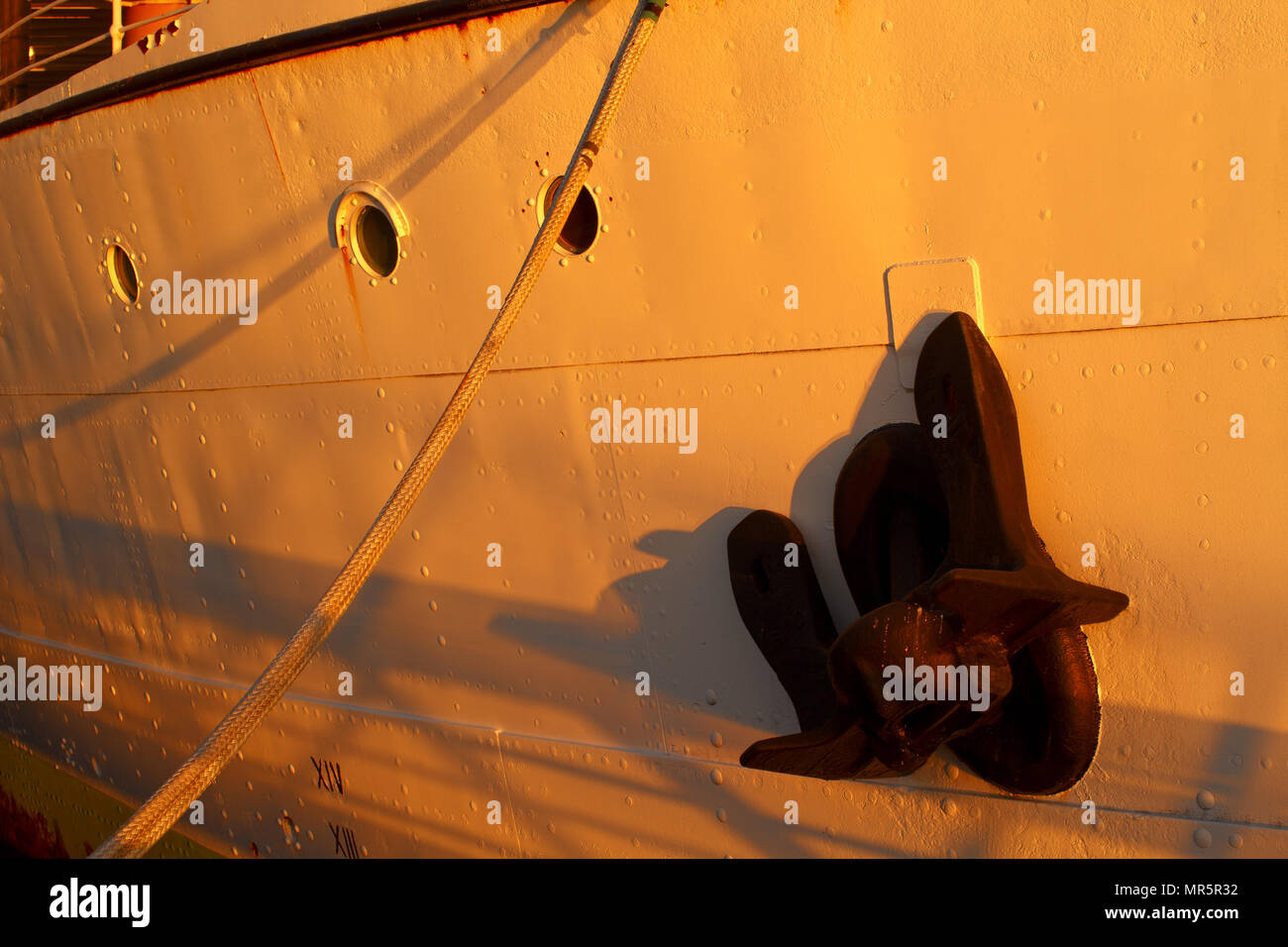 Rust ship rivet hi-res stock photography and images - Alamy