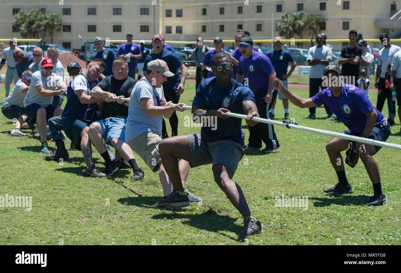 MAYPORT, Fla. (May 5, 2017) – Members from the amphibious assault ship ...