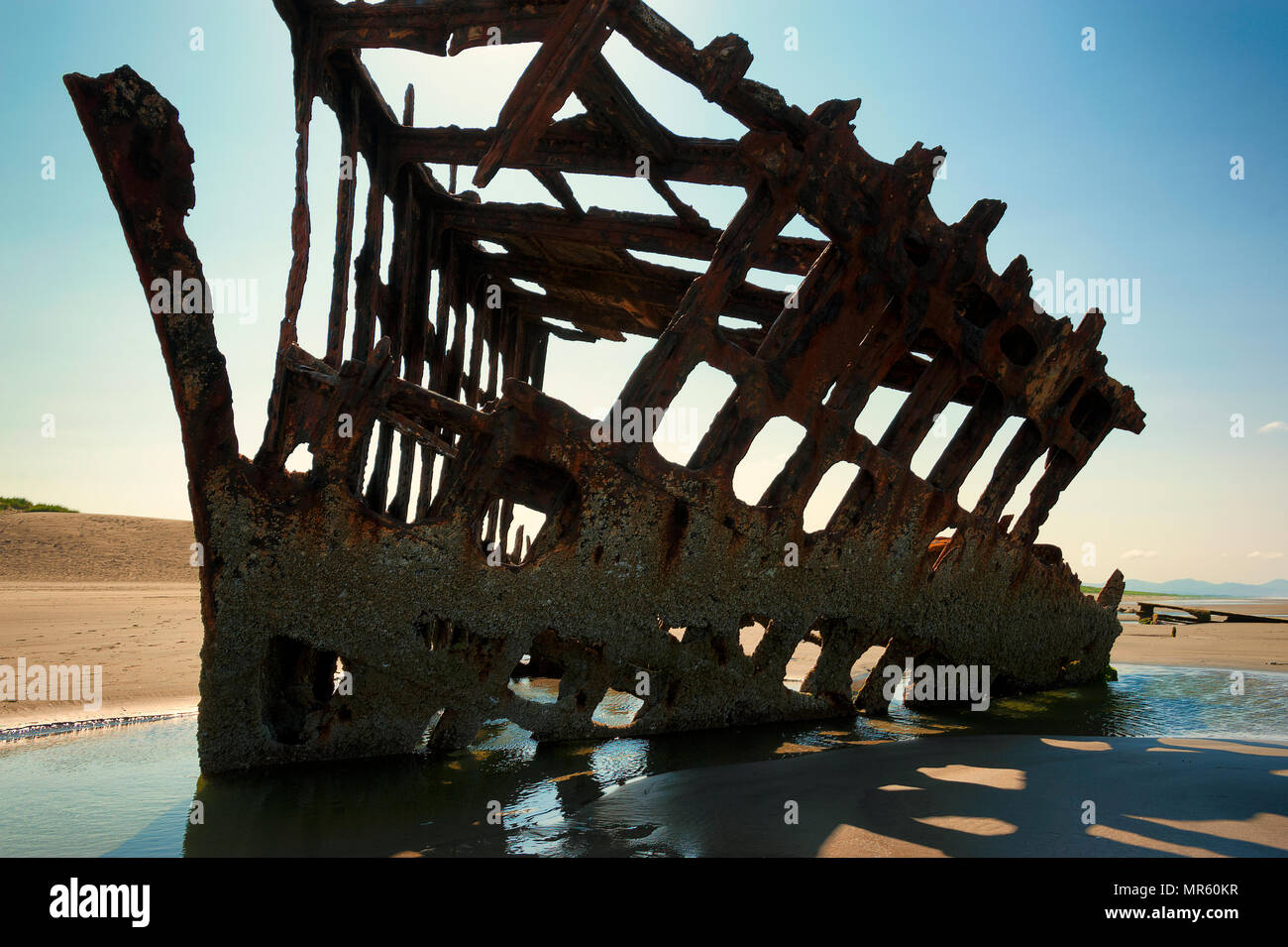 Shipwreck coast oregon hi-res stock photography and images - Alamy