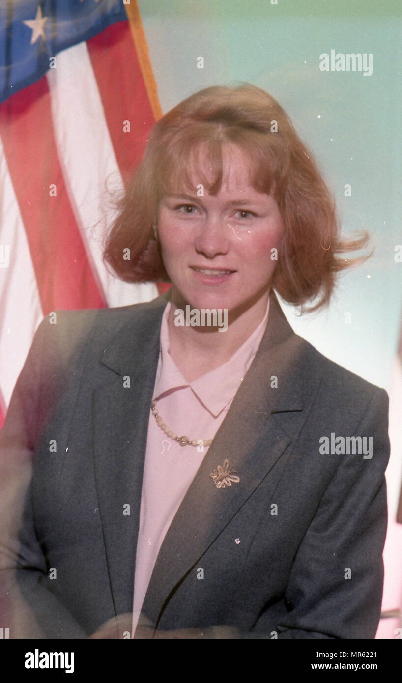 Miscellaneous - Photos & Negatives - Bust shot of woman Stock Photo - Alamy