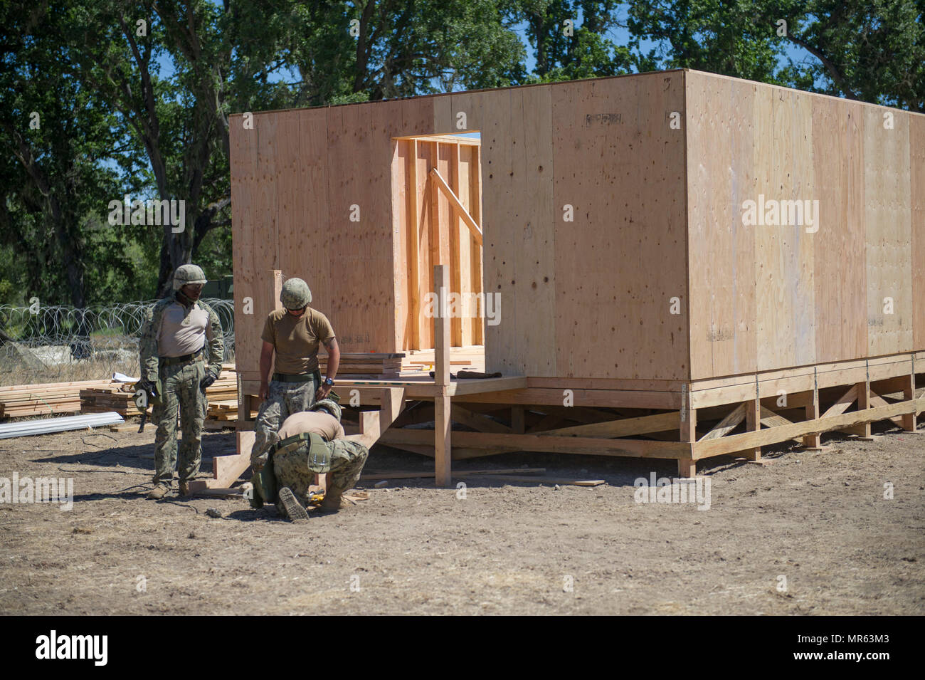 Southwest asia swa hut hi-res stock photography and images - Alamy