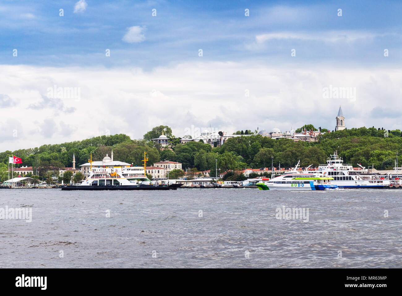 ISTANBUL, TURKEY - MAY 11, 2018: excursion ships near pier in Golden ...