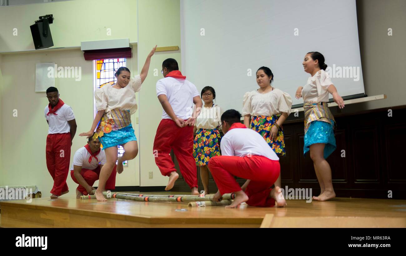 Tinikling Dance Clipart Bw