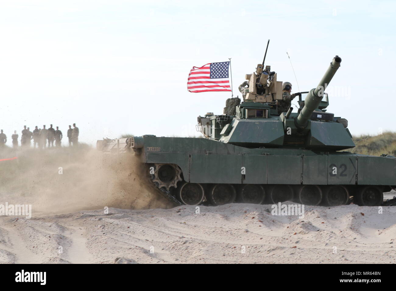 An M1A2 tank crew with Battle Company, 1st Battalion, 66th Armor ...