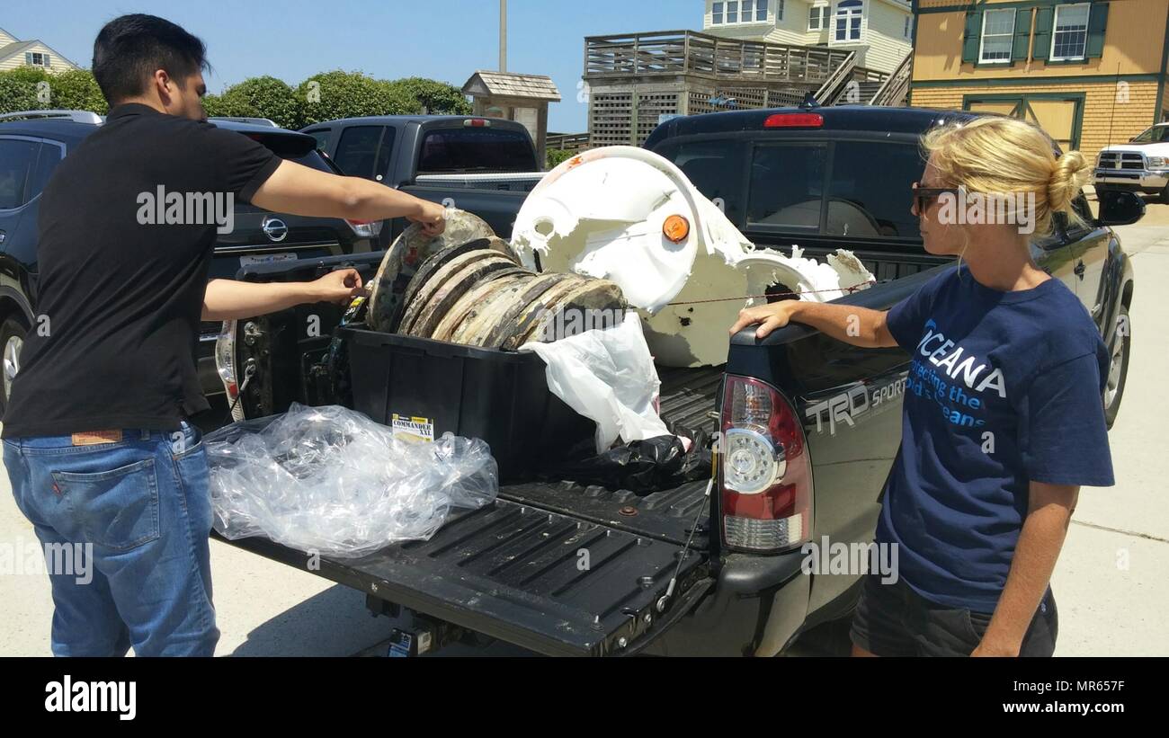 Plastic waste compressors hi-res stock photography and images - Alamy