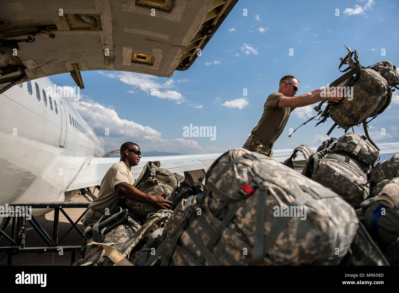 Soldiers from 2nd Battalion, 153rd Infantry Regiment, 39th Infantry ...