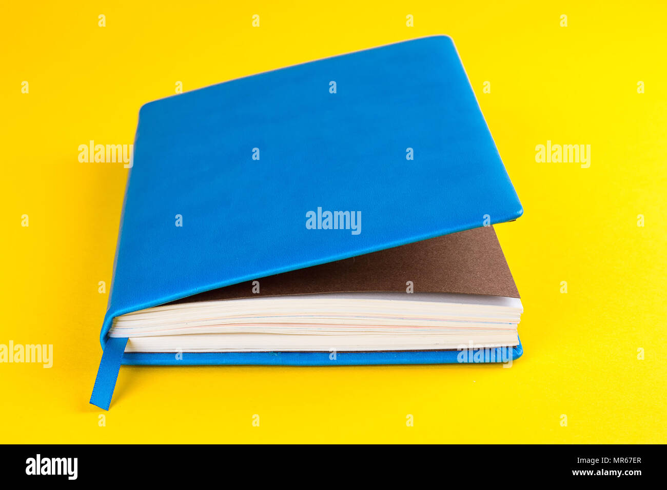 Closed diary hi-res stock photography and images - Alamy