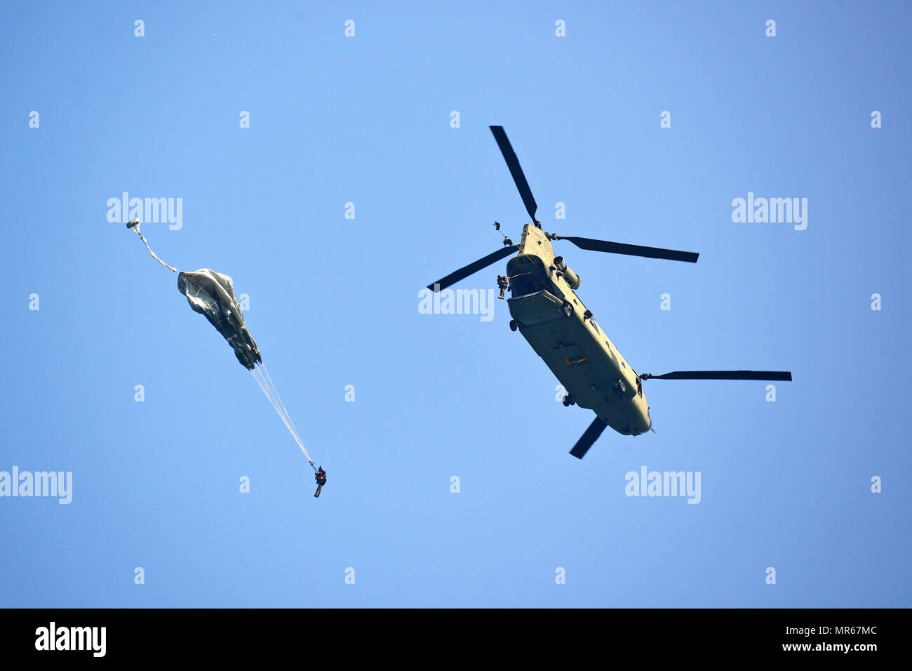 Garda helicopter hi-res stock photography and images - Alamy