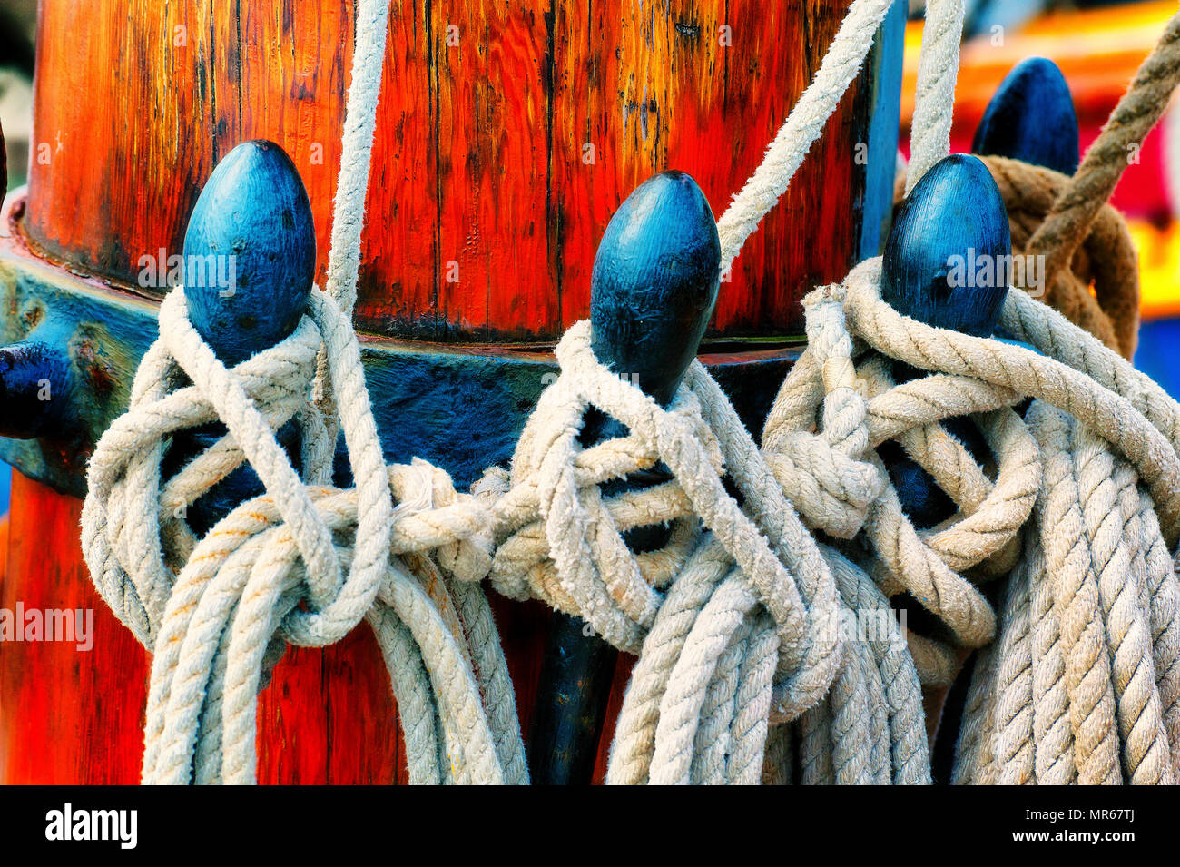 Ships rigging hi-res stock photography and images - Alamy