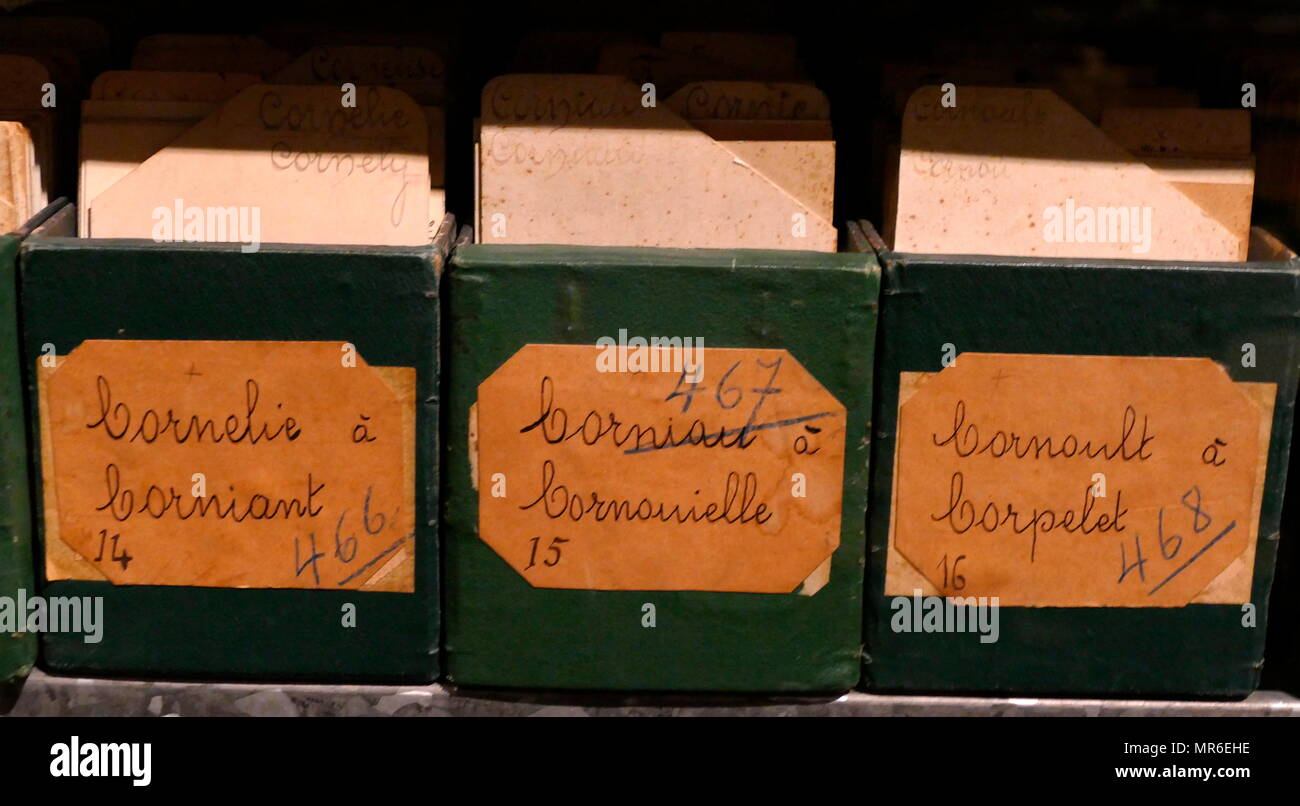 Records kept of missing persons, prisoners of war or war casualties at ...