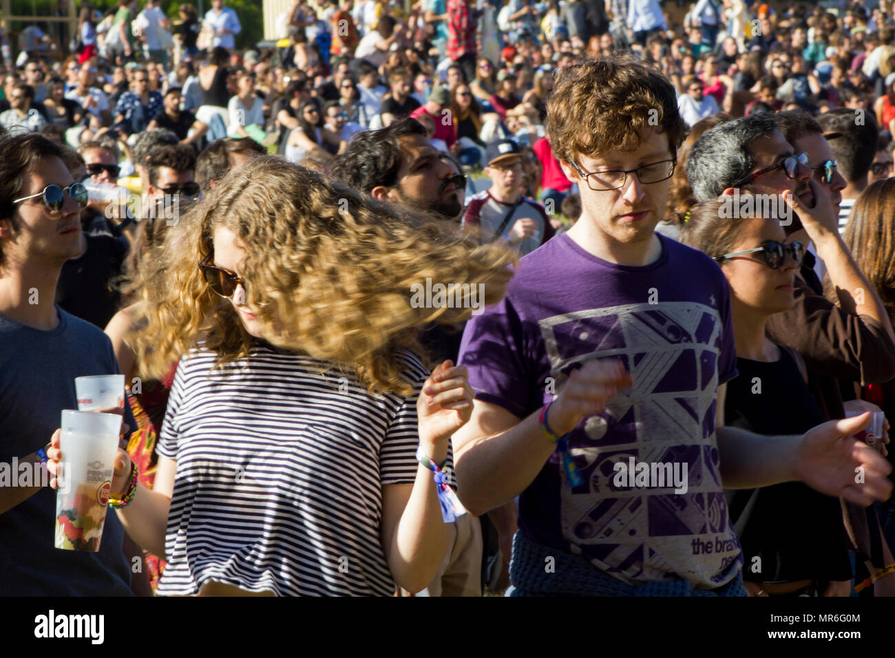 Audience excited concert hi-res stock photography and images - Alamy