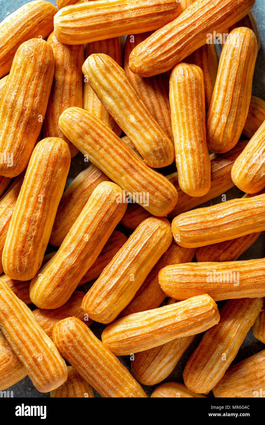 Eclair shells hi-res stock photography and images - Alamy