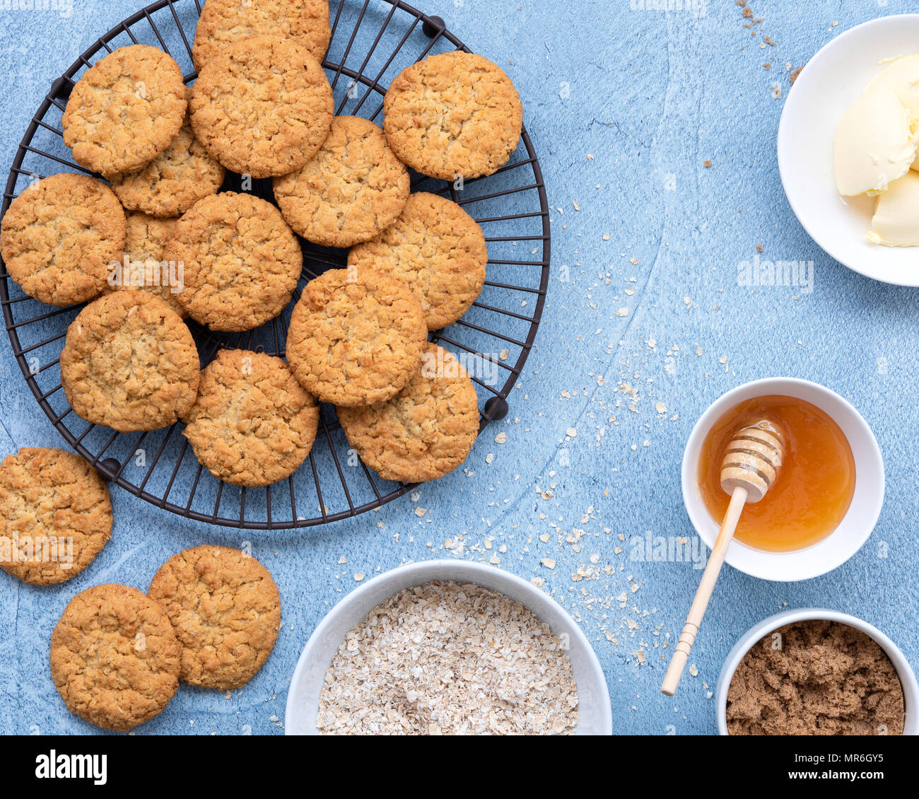 Biscuits cooling hi-res stock photography and images - Alamy