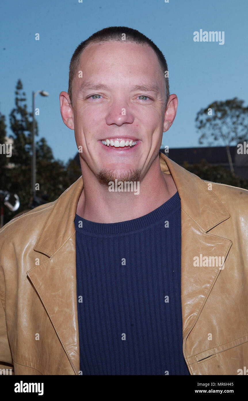 Matthew Lillard arriving at the 20th anniversary of the premiere of E.T ...