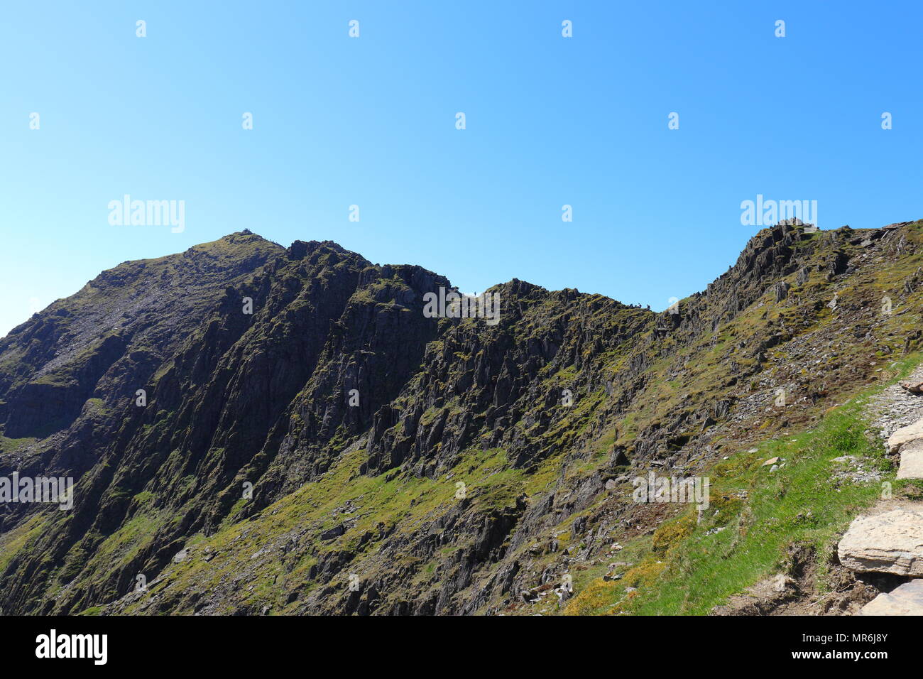 Looking back down Snowdon from the summit Stock Photo - Alamy