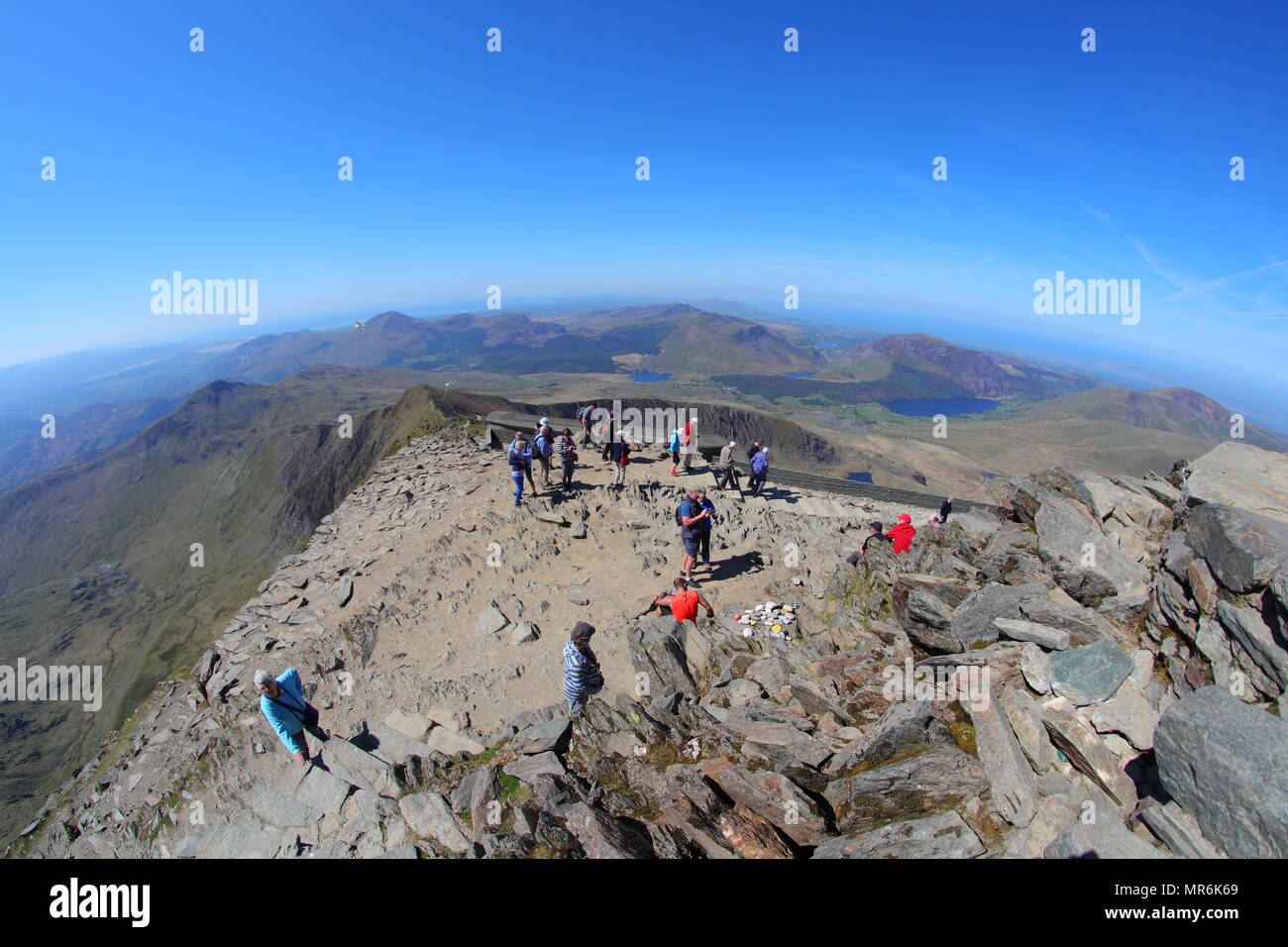 Sightseeing at Snowdon Summit - North Wales Stock Photo - Alamy