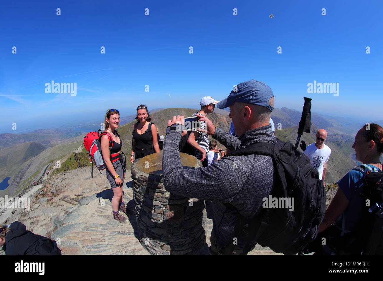 Snowdon Summit - North Wales Tourist Hotspot Stock Photo - Alamy
