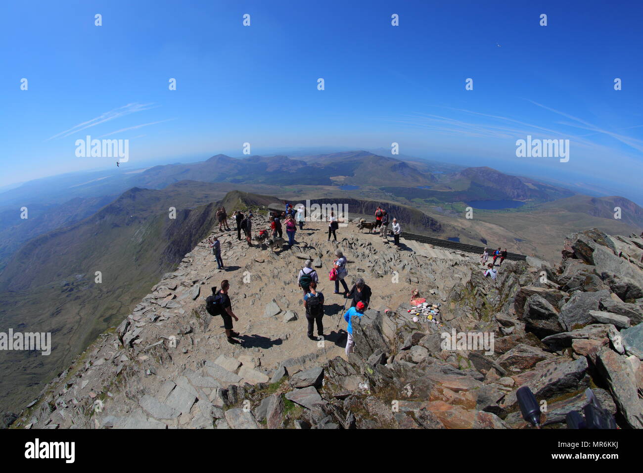Sightseeing at Snowdon Summit - North Wales Stock Photo - Alamy