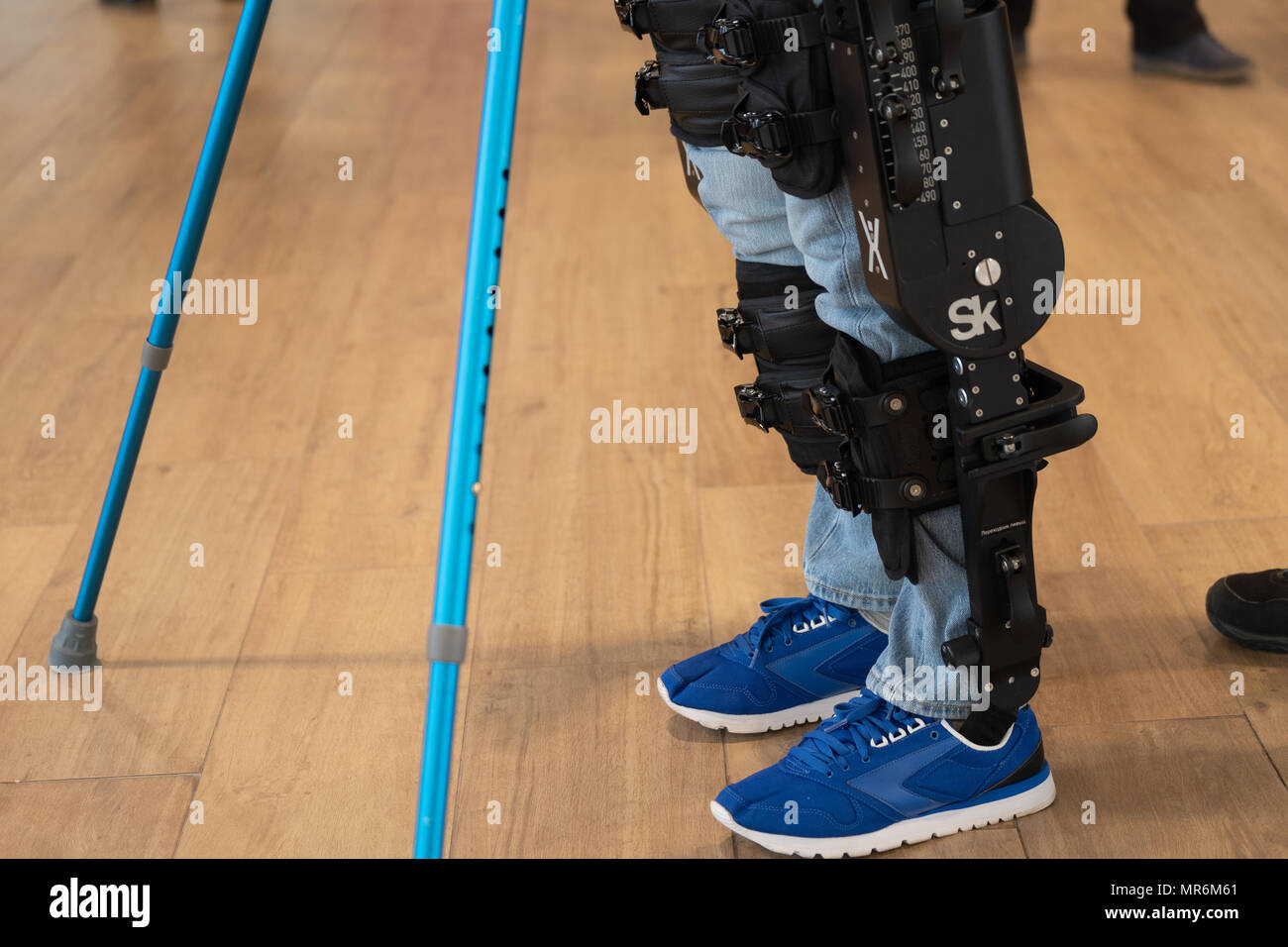 Powered exoskeleton hi-res stock photography and images - Alamy