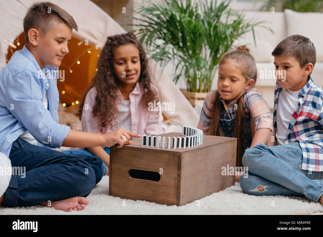 Multicultural children playing hi-res stock photography and images - Alamy