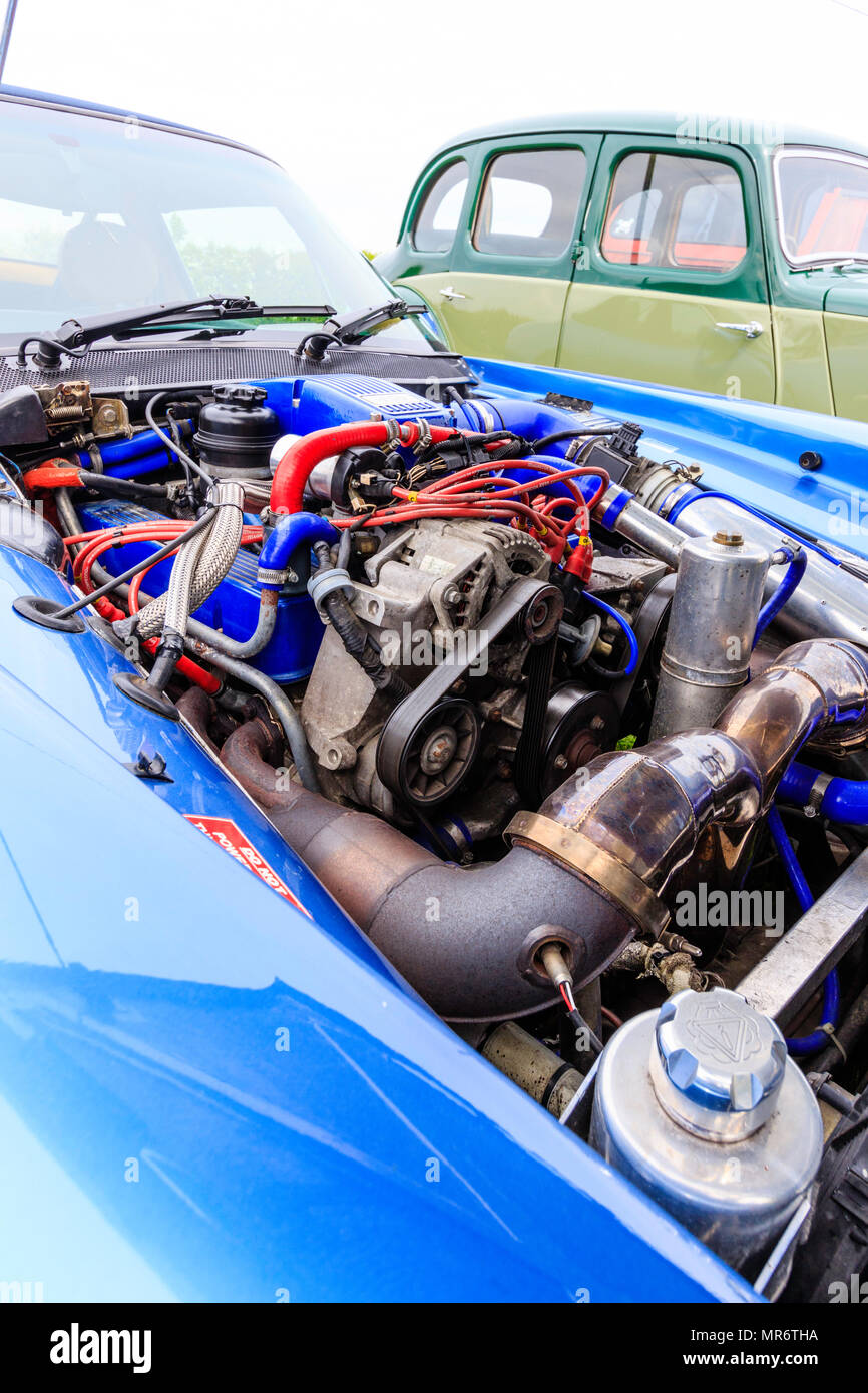 Vintage classic car, TVR chimeara. Circa 1990s. Engine Stock Photo - Alamy