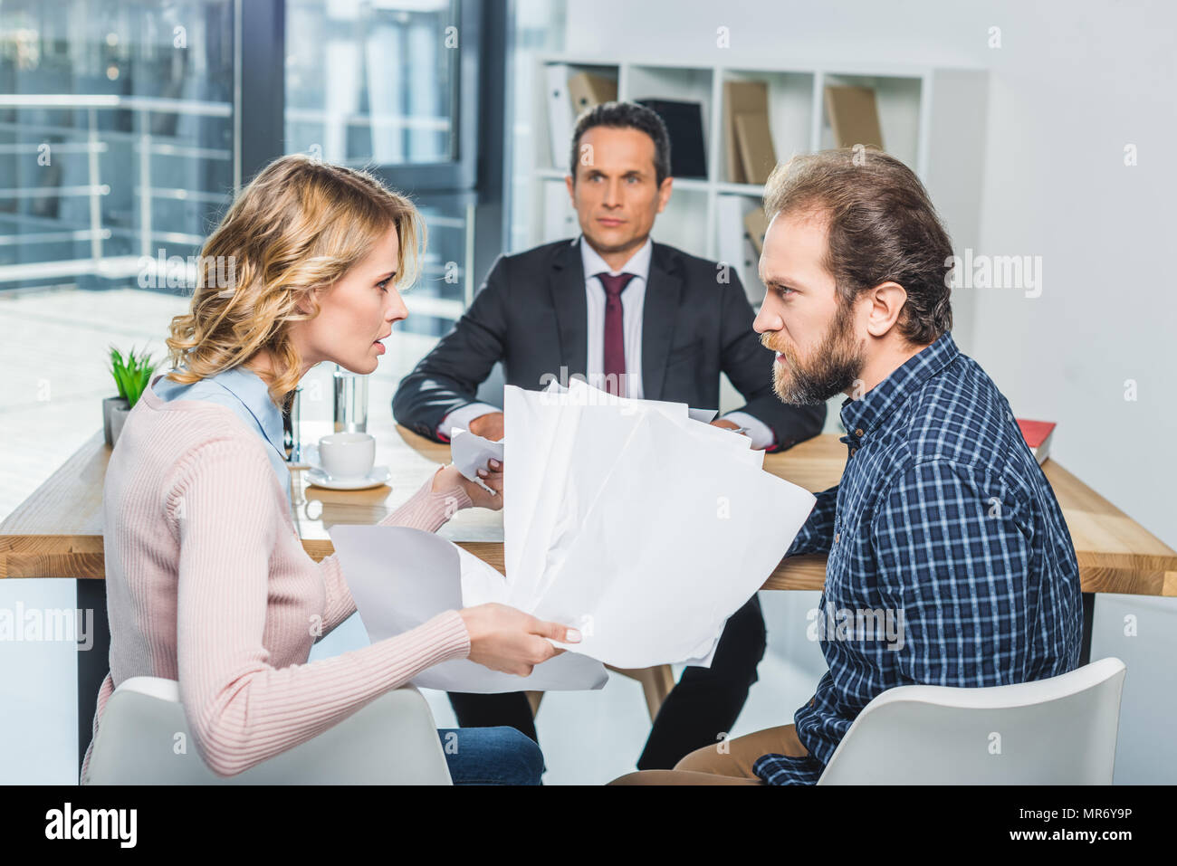 Argument office men hi-res stock photography and images - Alamy