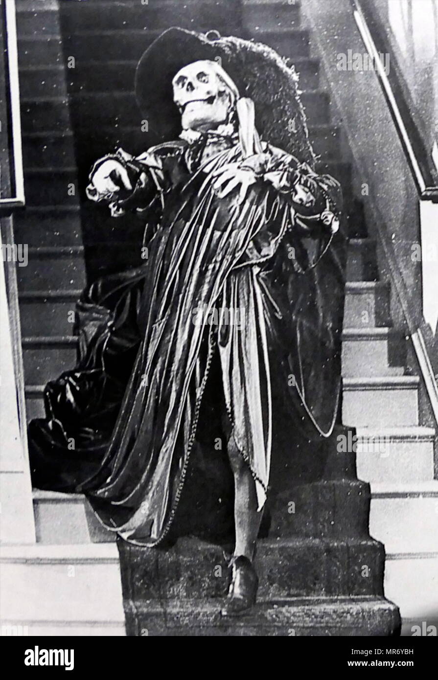 Lon Chaney in 'The Phantom of the Opera' a 1925 American silent horror ...