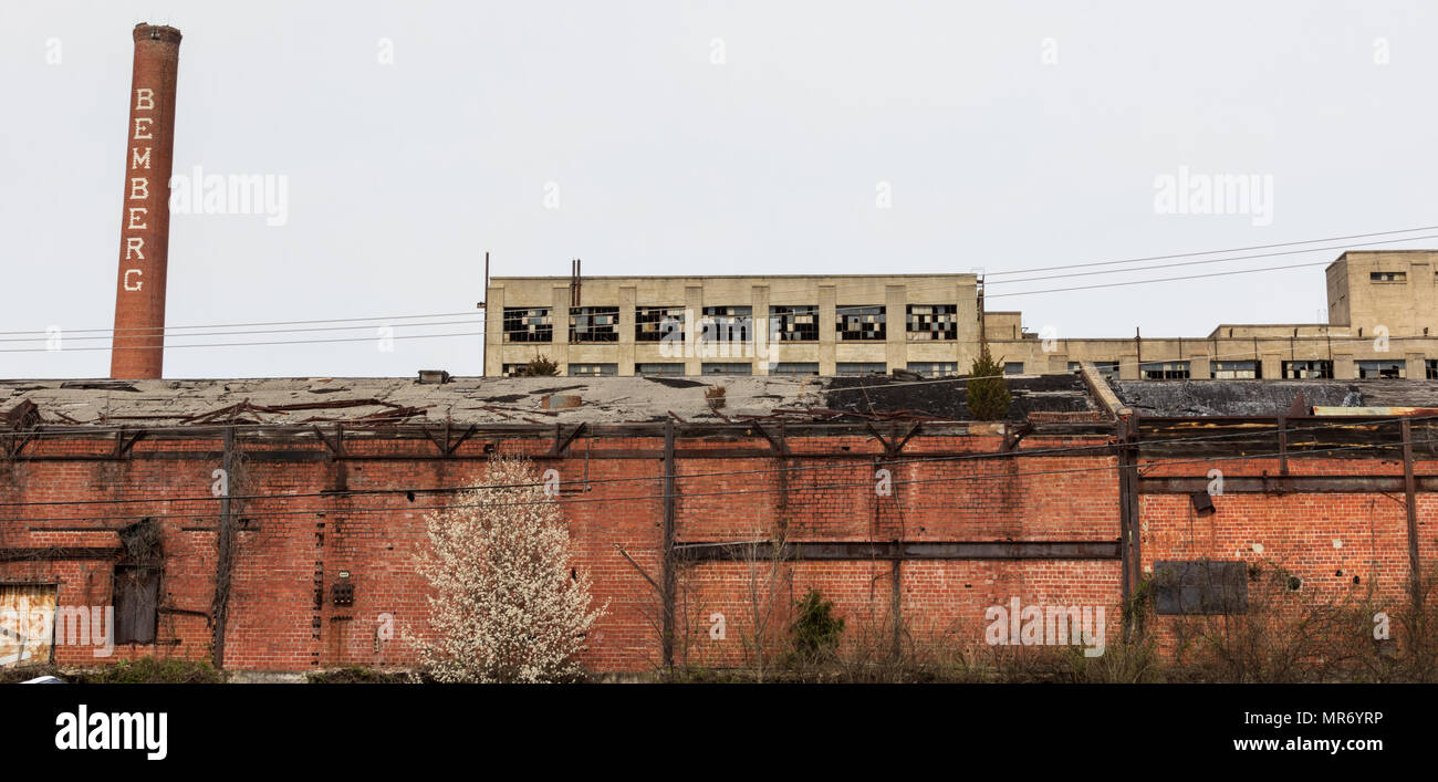 ELIZABETHTON, TN, USA-5 MARCH 18: Abandoned American Bemberg rayon ...