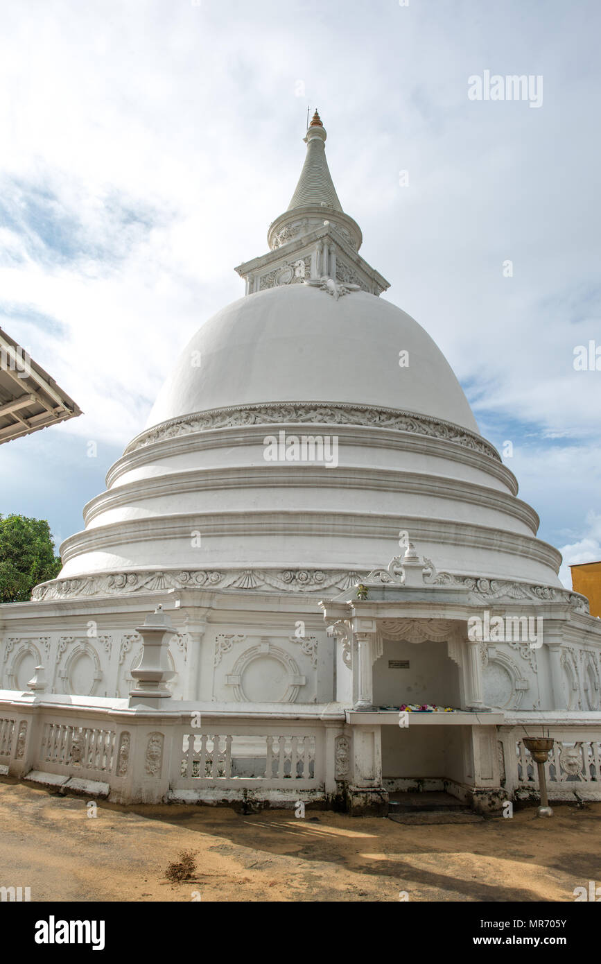 beautiful stupa dome at buddha temple in Sri Lanka Stock Photo - Alamy