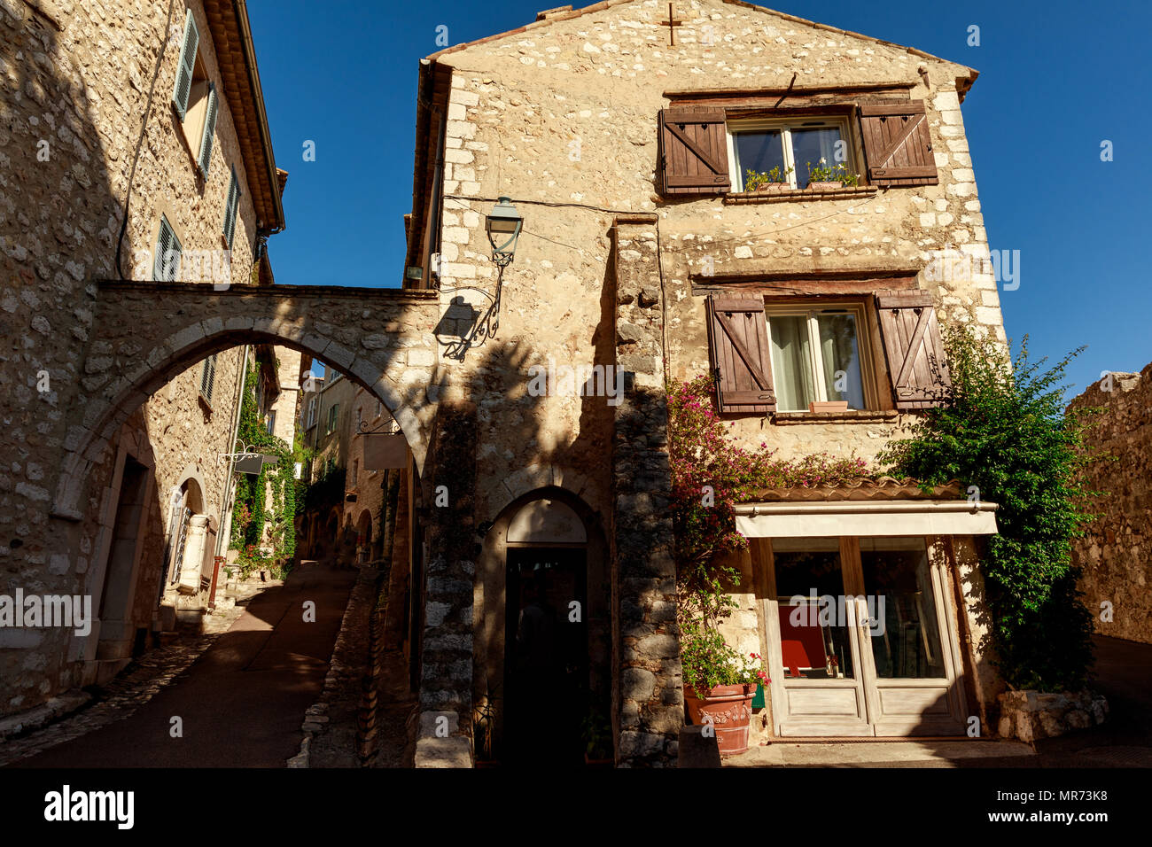 Old town buildings antibes france hi-res stock photography and images ...
