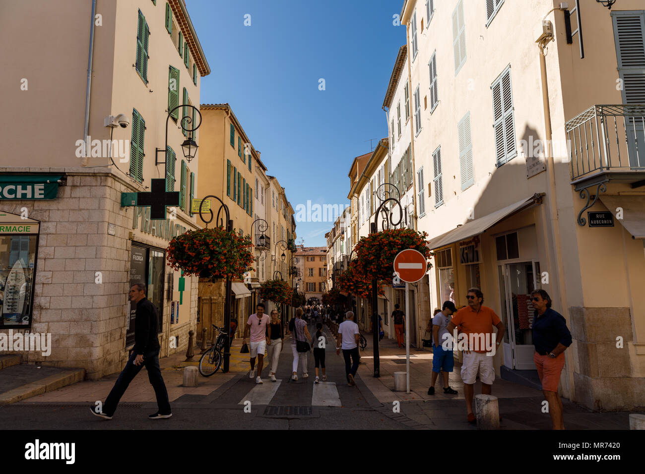 Rue antibes hi-res stock photography and images - Alamy