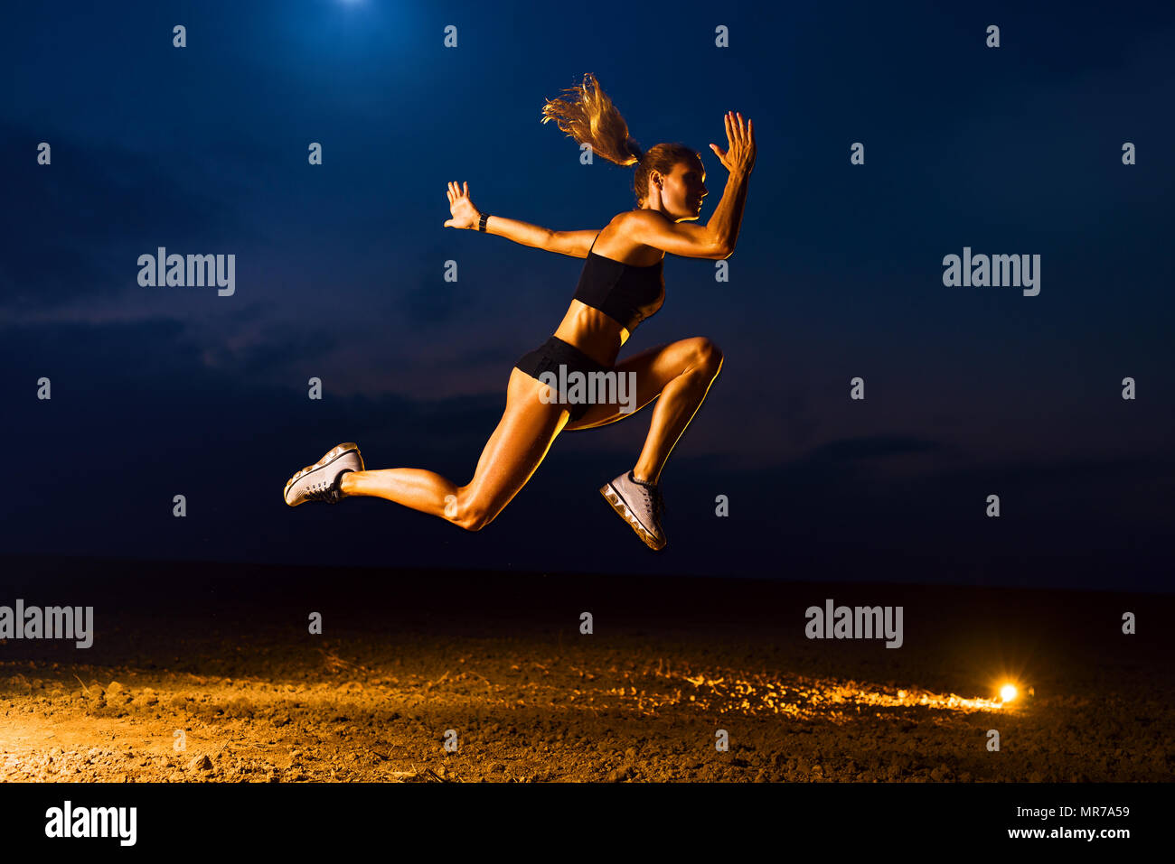 Female high jump hi-res stock photography and images - Alamy