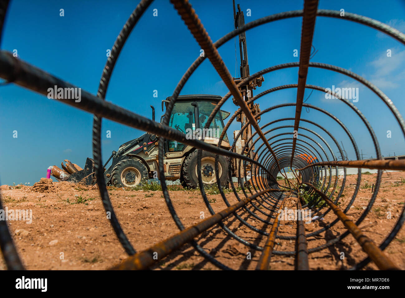Inside digger bucket hi-res stock photography and images - Alamy
