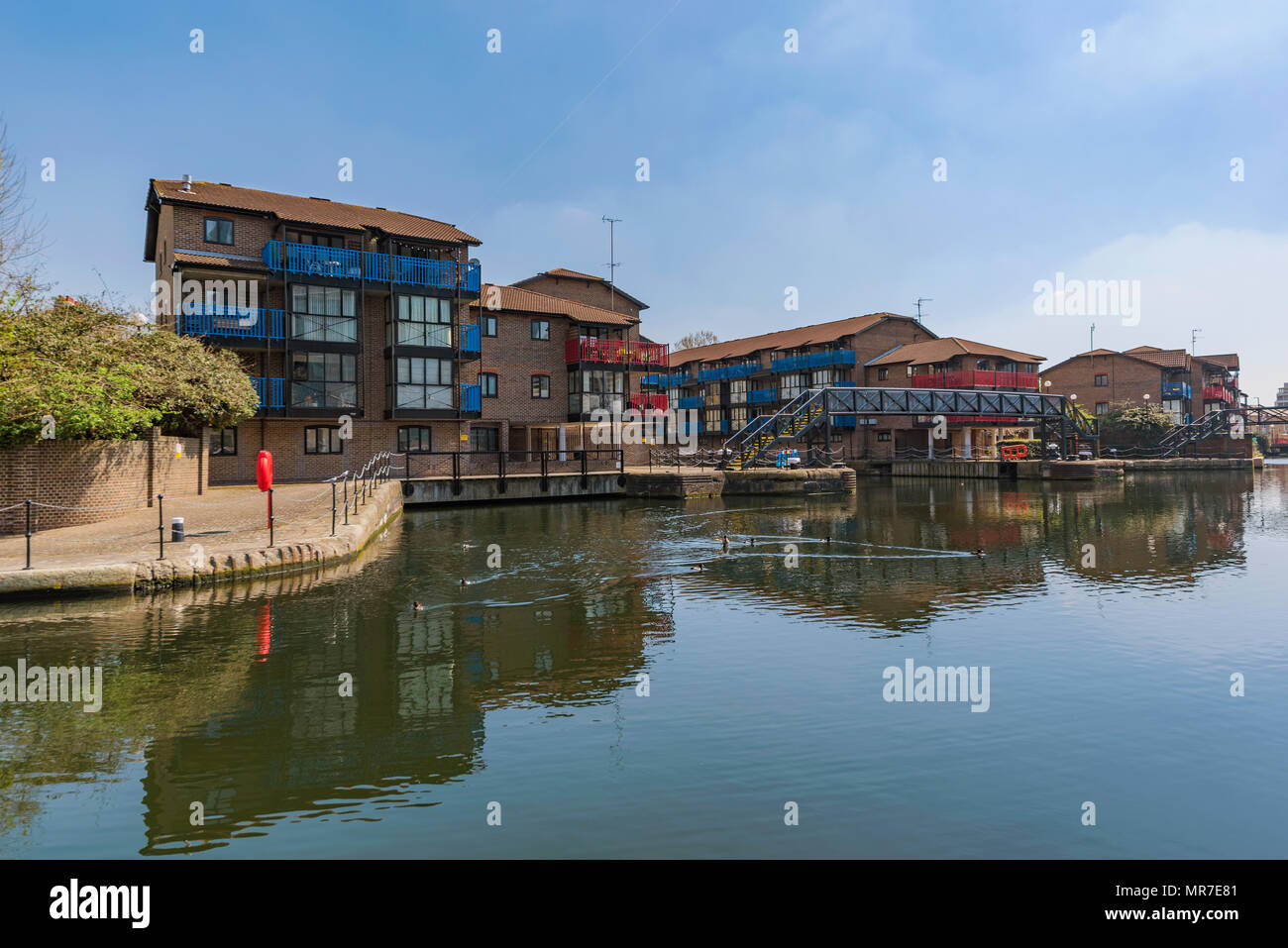 LONDON, UNITED KINGDOM - APRIL 20: View of old riverside apartment ...