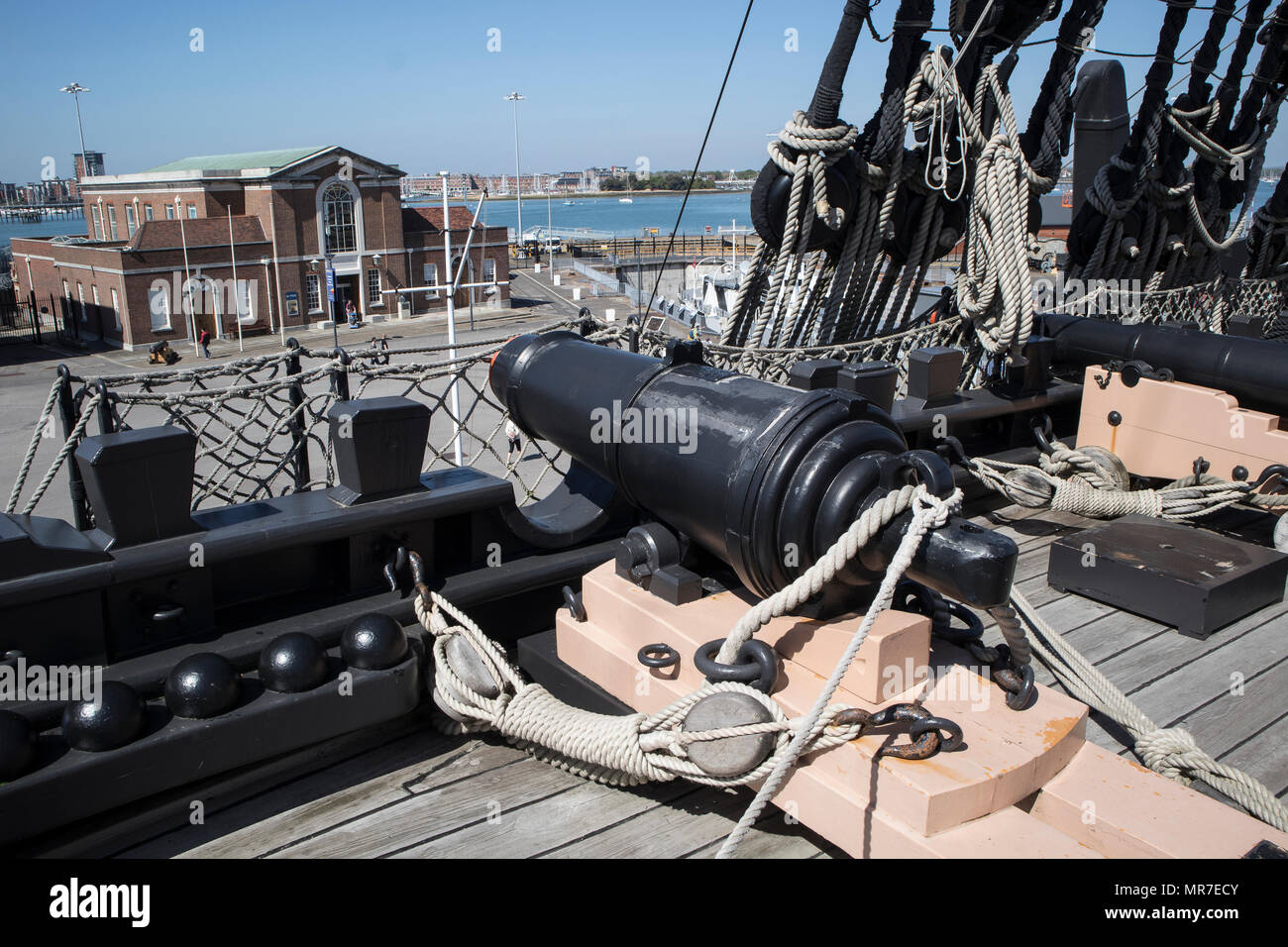 Hms victory royal navy historic hi-res stock photography and images - Alamy