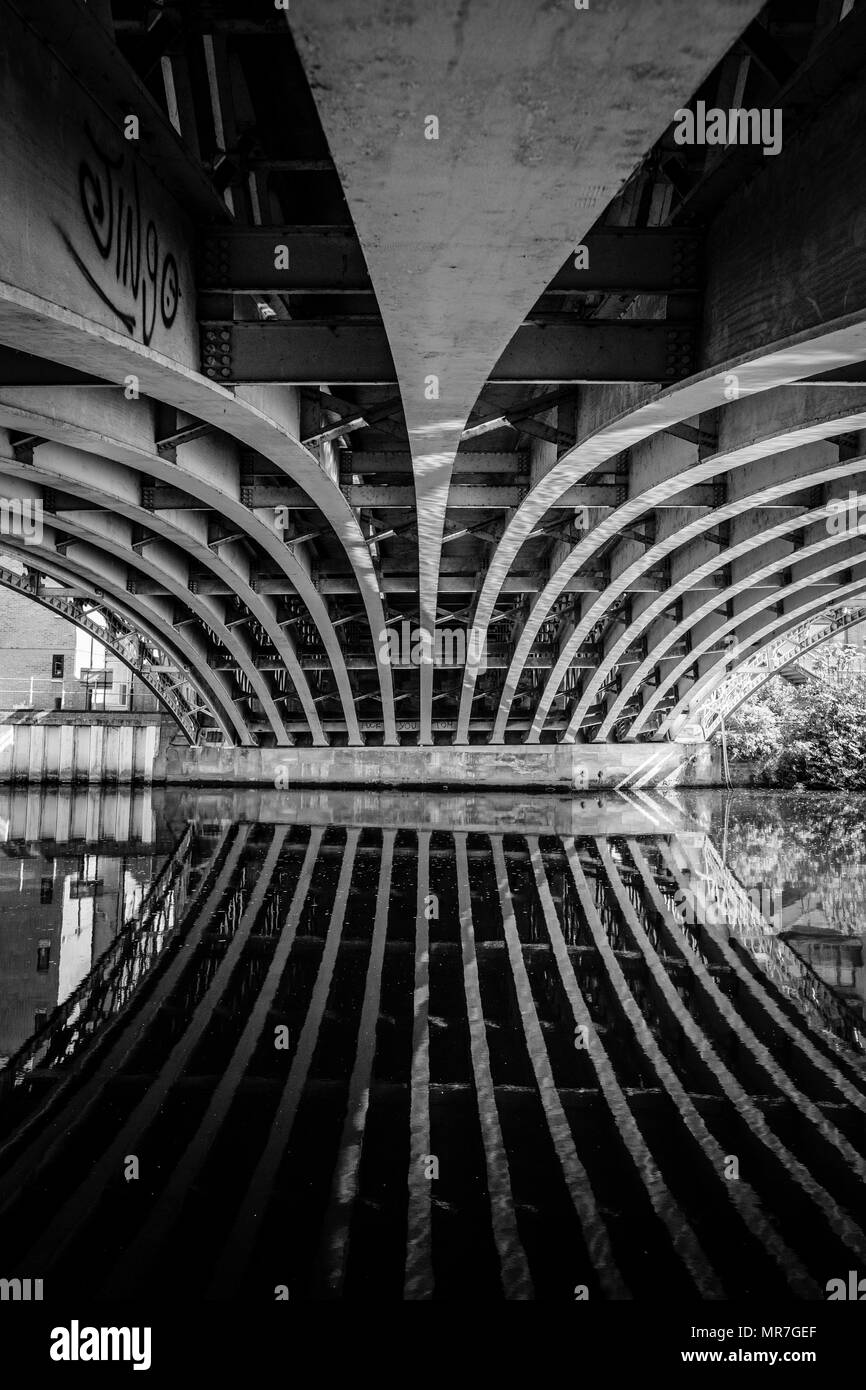 Crown point bridge in leeds hi-res stock photography and images - Alamy