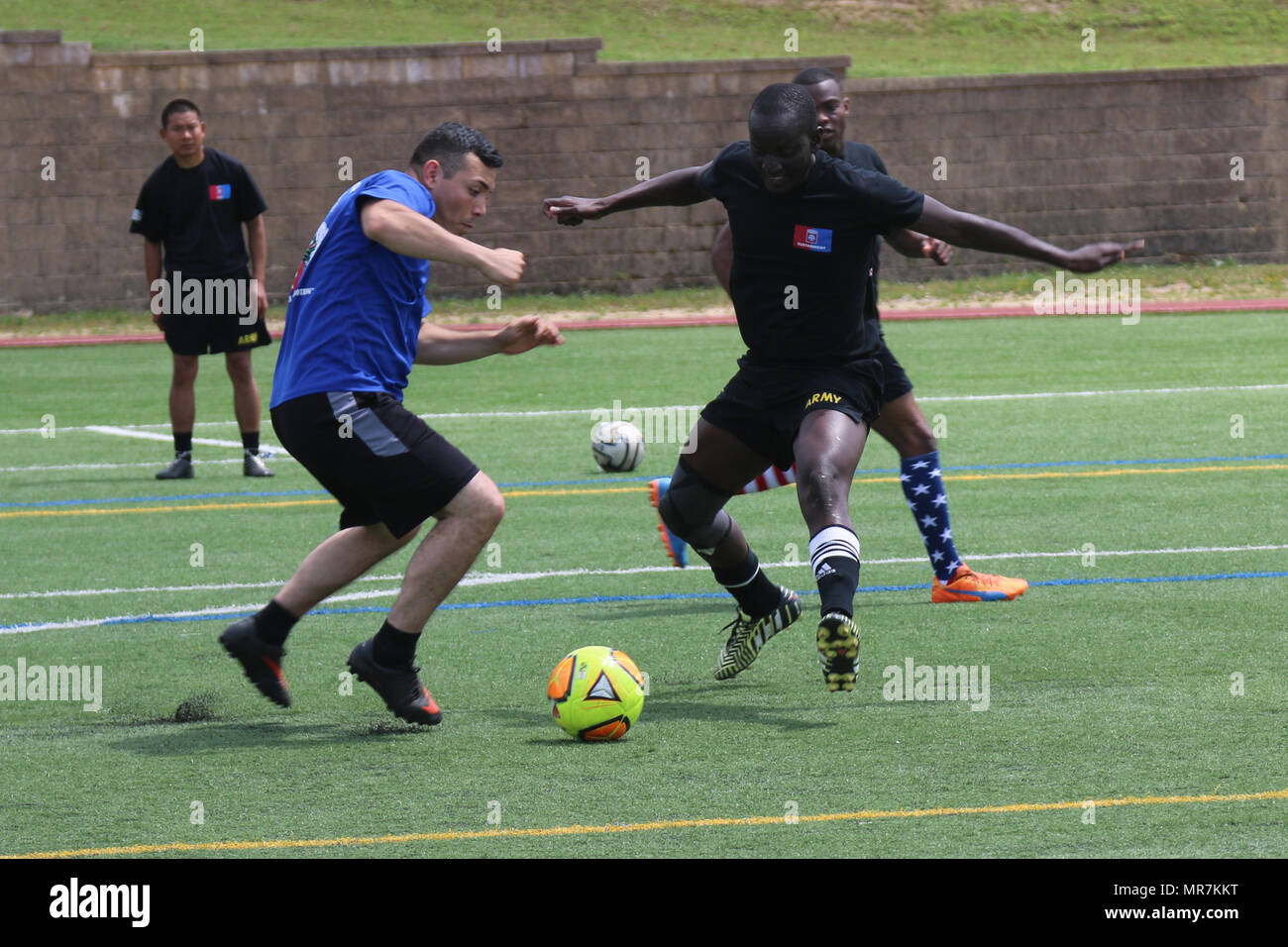 Paratroopers from the 82nd Special Troops Battalion, 82nd Airborne ...